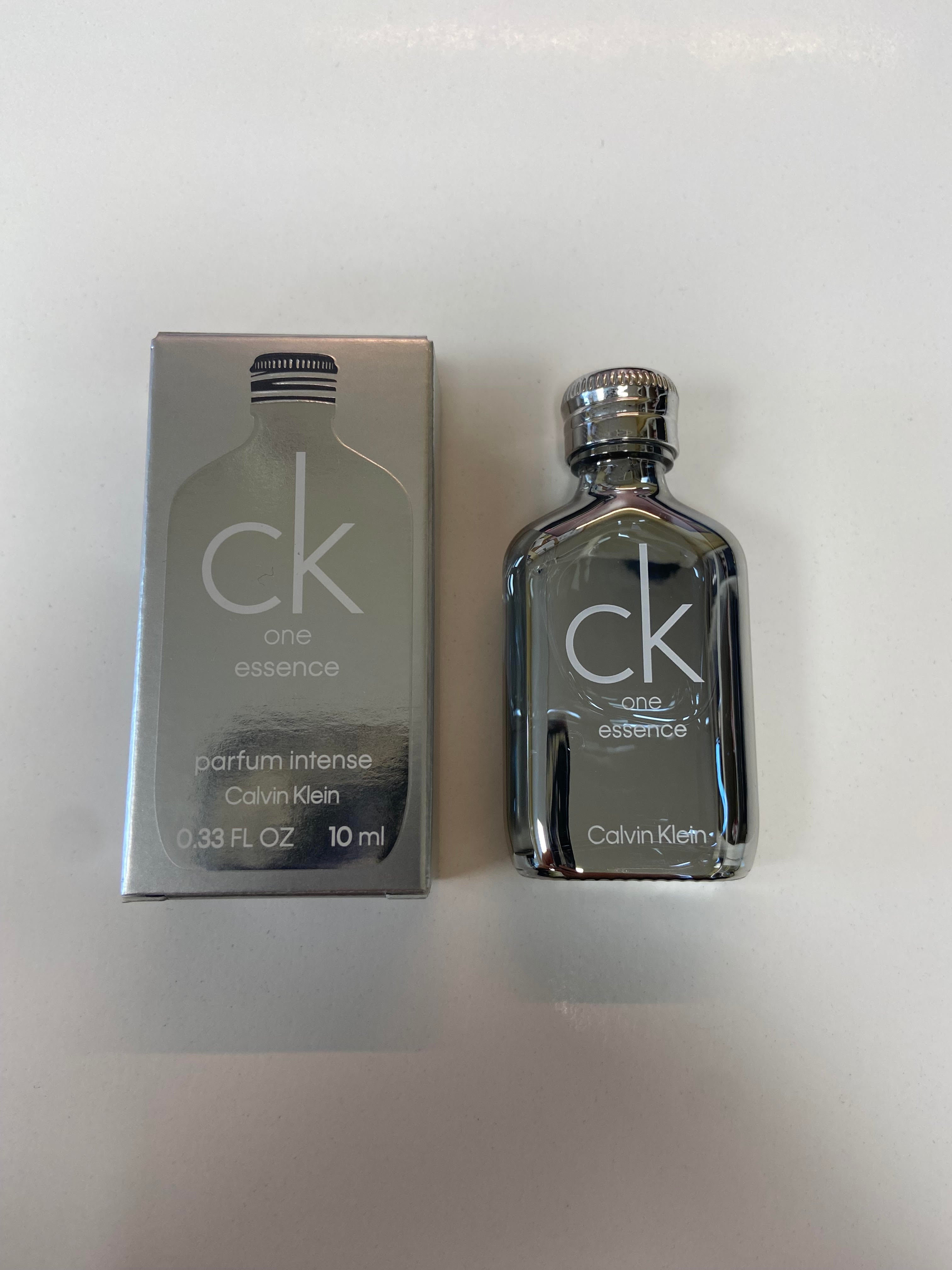 CK One Essence Parfum Intense – Scentoria